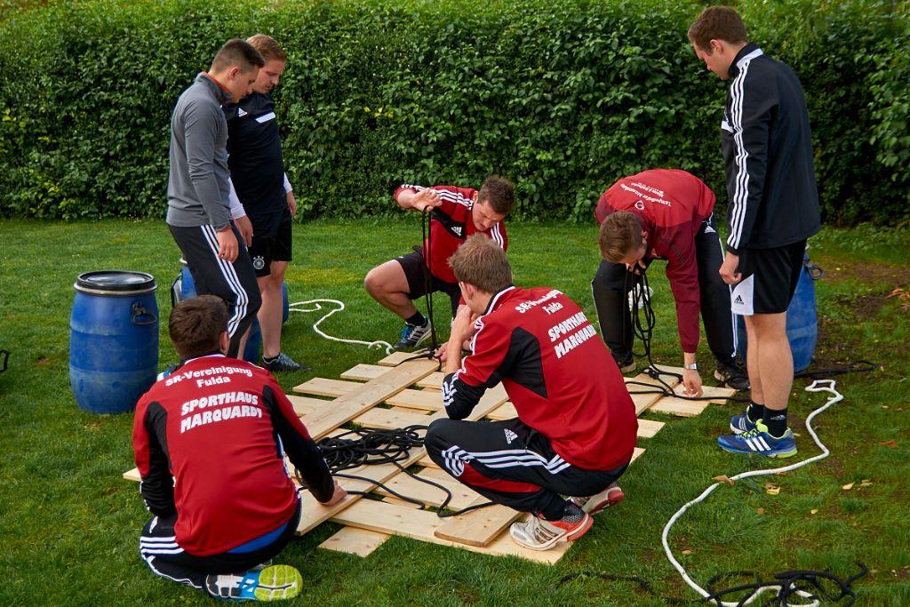 Floßbau - Kanutours Gießen